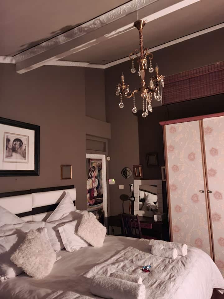 Central Stylish Self Catering Studio Gorgeous View - Durban
