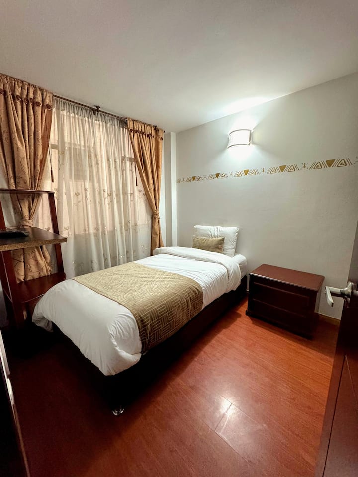 Aparta-hotel Oporto 83 Hab Sencilla - Bogotà