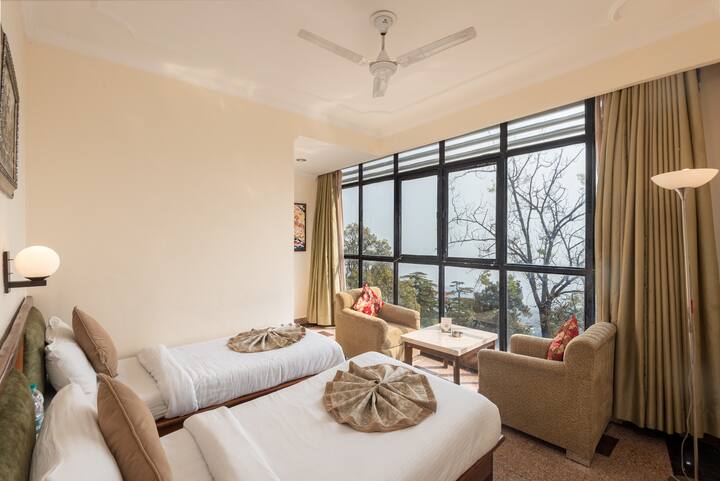 Family Room On Mall Road Mussoorie - 穆索里