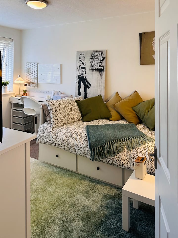 The Ashcroft Room, Cirencester Town Centre - Cotswolds