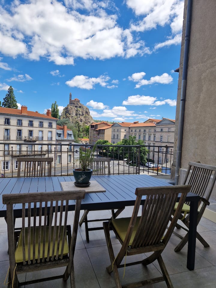 Un Bel Apartment Volumineux Et Calme - Le Puy-en-Velay