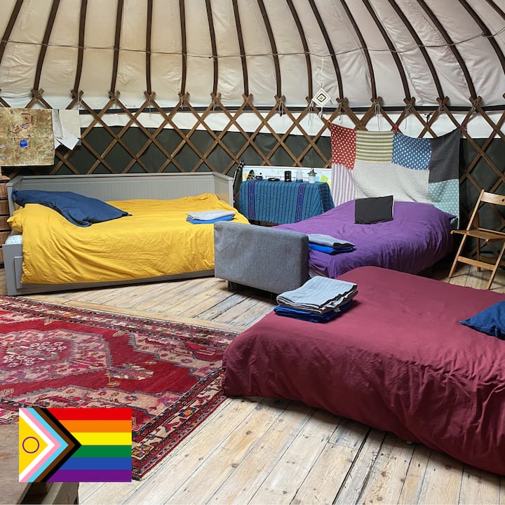 Gert Yurt - Huge Secret Garden In The City - Bristol