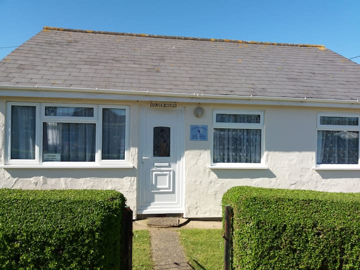 Golden Hours Cottage: Pet Friendly @ Croyde Breaks - North Devon District