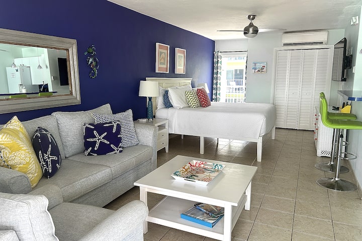 Ocean Blue Condo, Key Colony Beach Heated Pool - Key Colony Beach, FL
