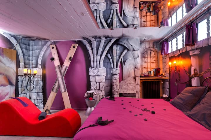 Chambre Atypique Marquis De Sade
392 - Vichy