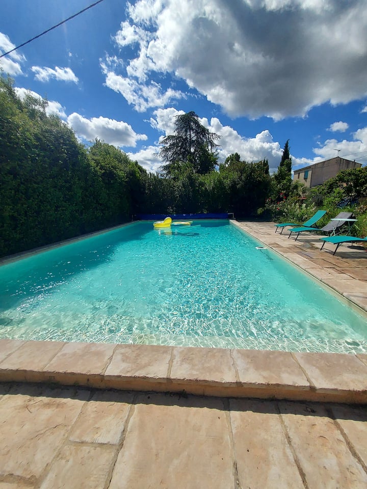 Appartement Arles - 4 Personnes - アルル