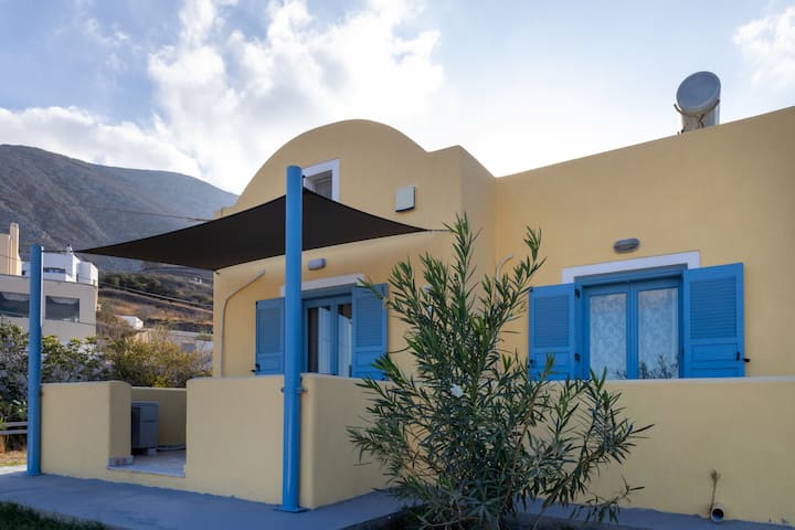 Villa Kirina Private Traditional House - Santorini