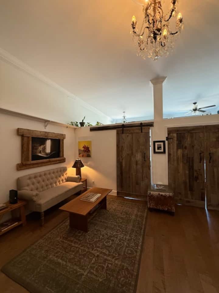 Modern West Loft In Historic Inglewood, Calgary - Fort Calgary
