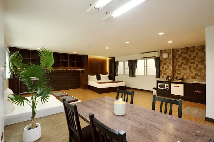 Big Apt Near Khaosan/grand Palace (Up To 4per.) - Bangkok Noi