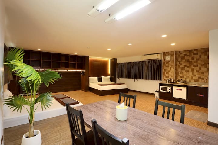 Big Apt Near Khaosan/grand Palace (Up To 4per.) - 曼谷