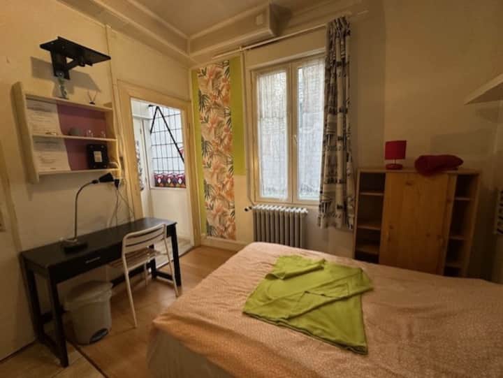 1 Petit Studio Centre Ville Strasbourg -1 Personne - Strasbourg