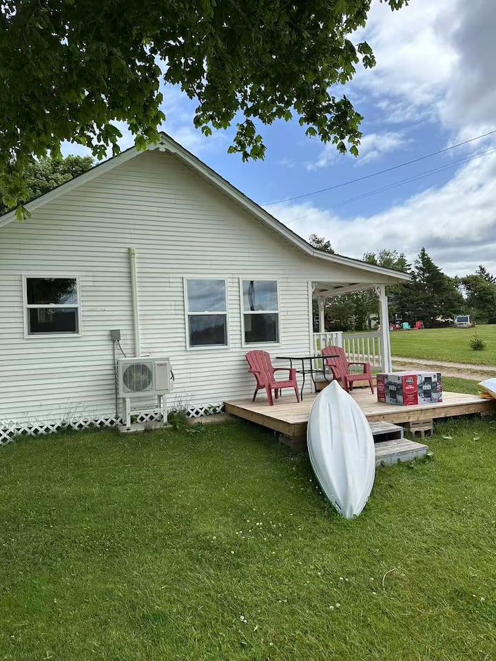 Bayside Cottages 2-major Renovated/air Conditioner - Stanhope, PE, Canada