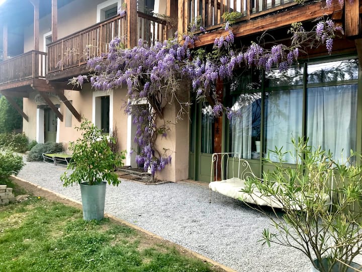 Maison De Charme Avec Piscine à La Montagne Savoie - France