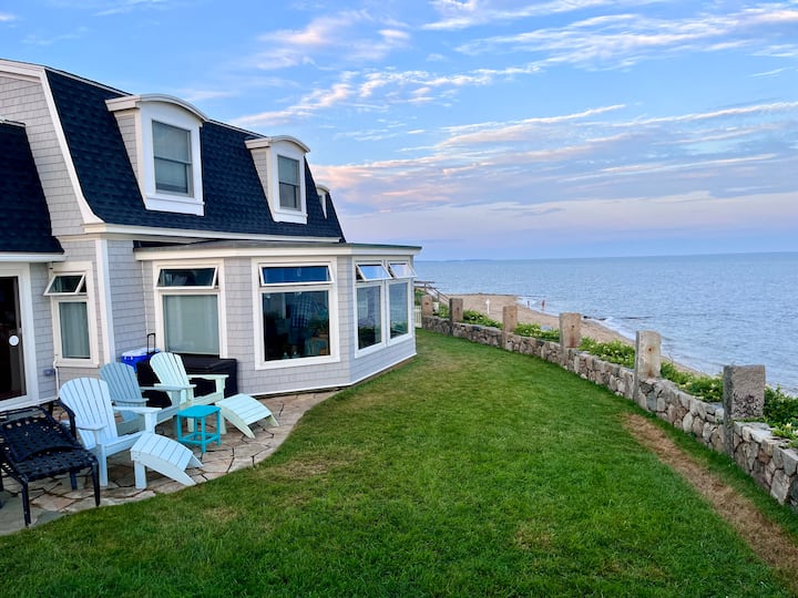 Beautiful Oceanfront Home W/5 Bedrooms - Dennis, MA