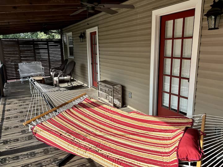 Quiet, 3 Br 2.5 Ba Mid-city House Near Government. - Bâton-Rouge, LA