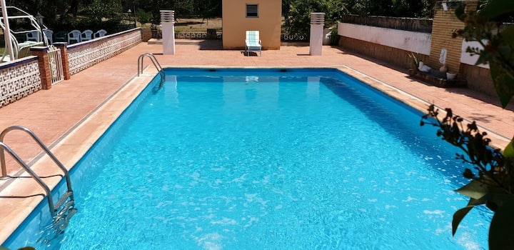 Las Arboledas-alojamiento Rural En La Yedra Baeza. - España