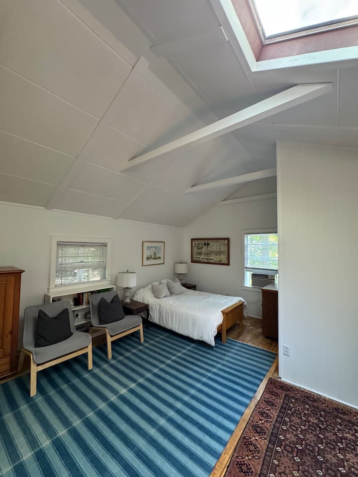East Hampton Cottage, 5 Min To Ocean And Villages - The Hamptons, NY