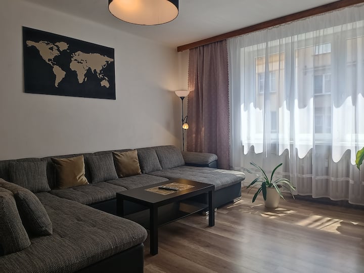 All You Need In Decin 7 Bed Apt- Garage&balcony - Děčín