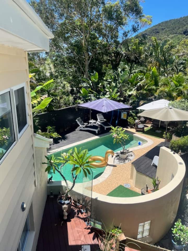 #Eatdrinkchillrepeat & Caper's Cubby Coolum - Sunshine Coast