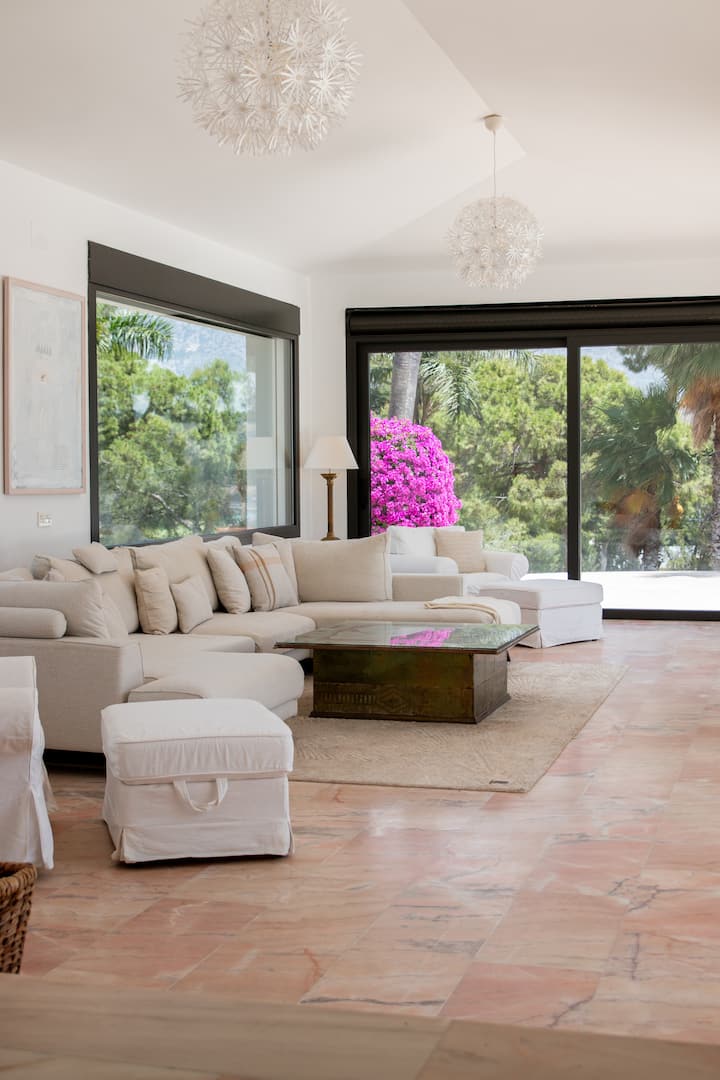 Casa Blanca - The Best Villa In Nueva Andalucia - Marbella