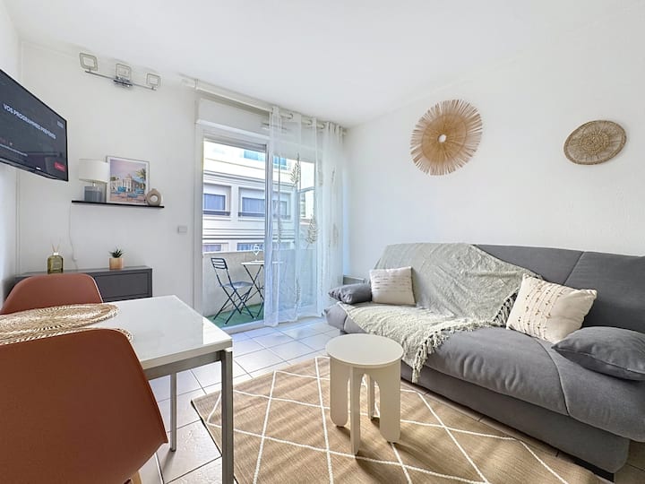 Studio Avec Balcon Proche Du Port De Nice - Nice