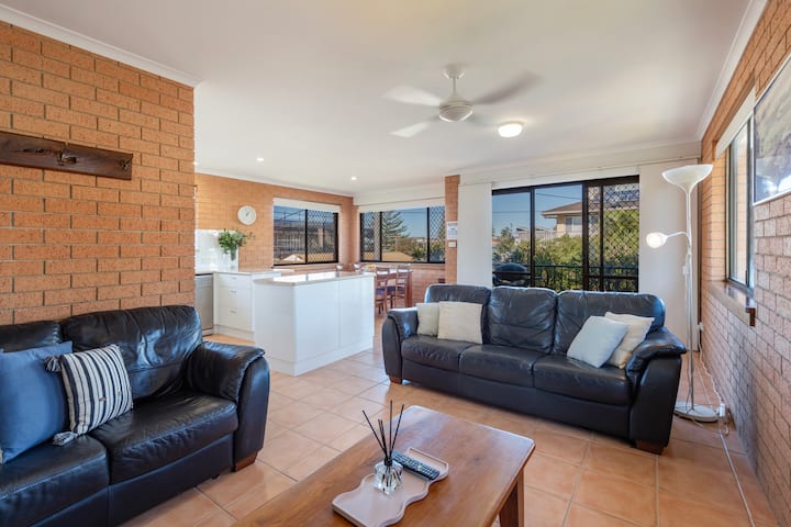 Elsewhere 3- Lj Hooker Yamba - Yamba