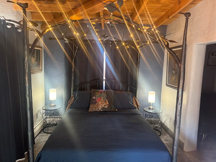 Casita Chill~romantic Escape~2person Shower - Santa Fe, NM