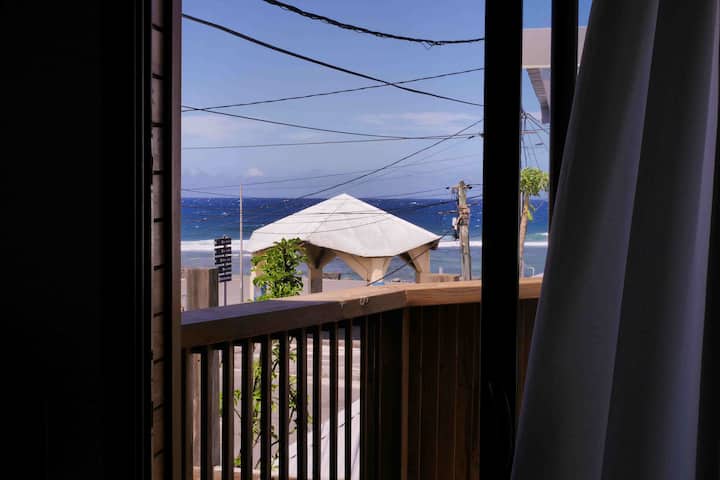 Joli T4 (3 Ch)
St-pierreterre-sainte 
Plage à 50 M - Saint-Pierre