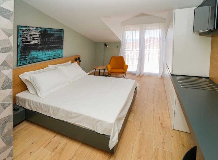 Sea View, Near Split | Long Stay Welcome - Podstrana