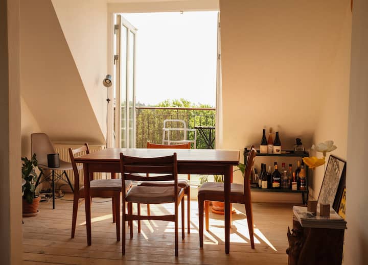 Cozy Rooftop Apartment By The Lakes - Copenhagen