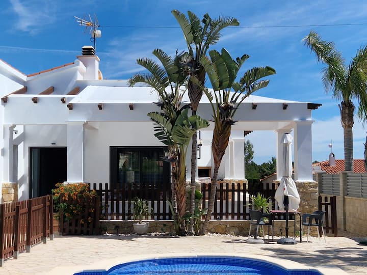 Villa Jasmi - Costa Dorada (España)