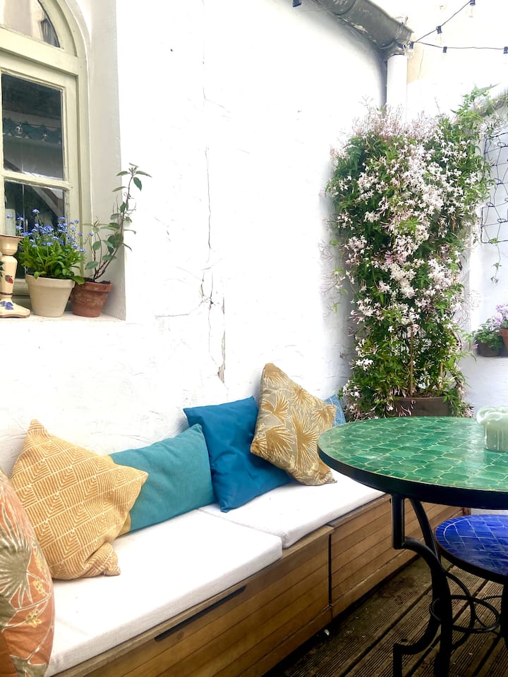 Sweet Home With Little Garden In Montmartre♡ - Párizs