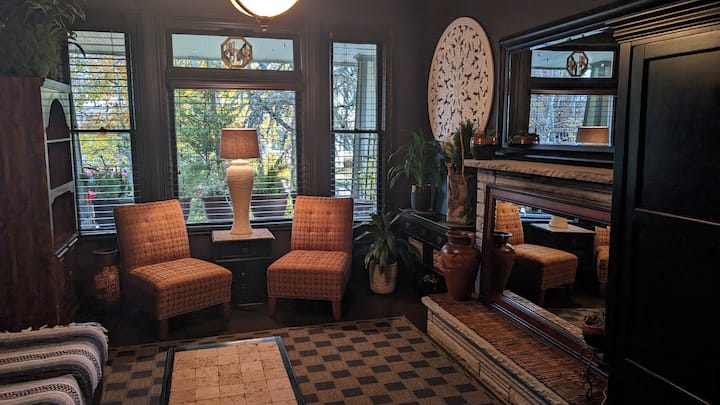 Classic And Romantic Bungalow - North Suite - Utah