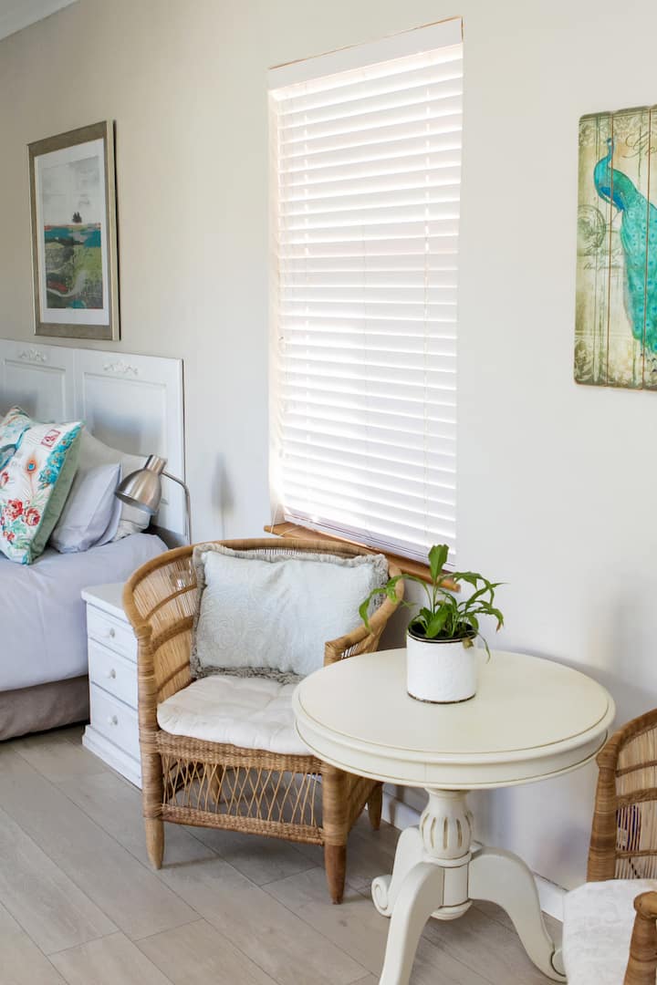 Studio Apartment At The Lodge - George
