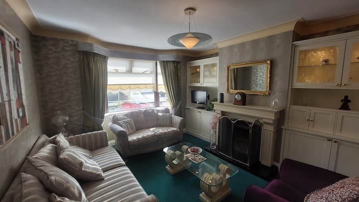 Comfortable Double Room En-suite - Portmarnock