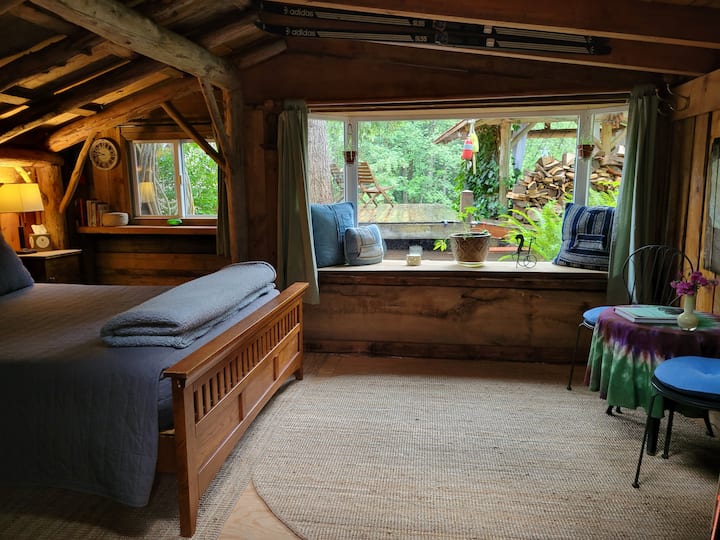 Red Cedar Cabin In River Mountain Paradise - RattleSnake Lake, North Bend