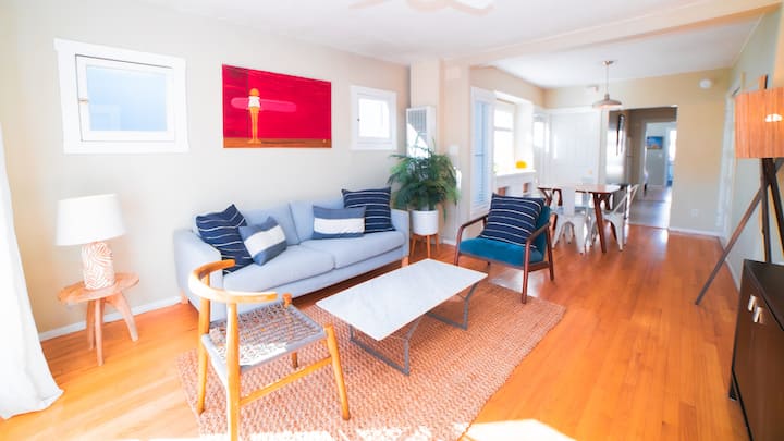 Cute Venice Beach Bungalow In The Heart Of Venice - Los Angeles