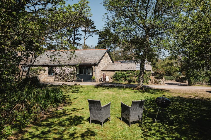 Rural Tranquil Cornish Cottage - Mousehole