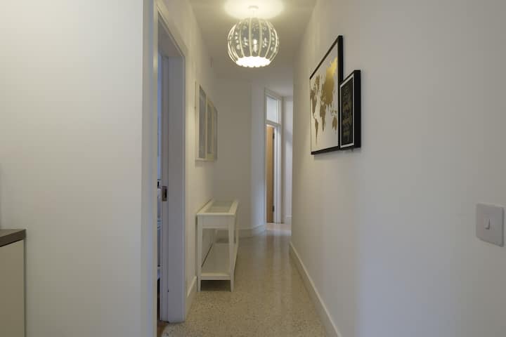 Eyre Street Suite 1 - Galway