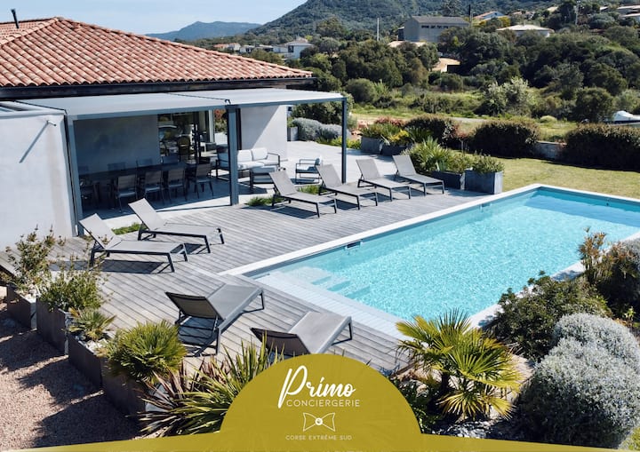 Villa Contemporaine Avec Piscine Chauffée - Figari