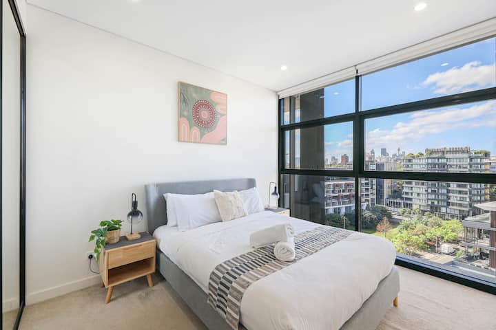 The Home - Waterloo - Hunters Hill