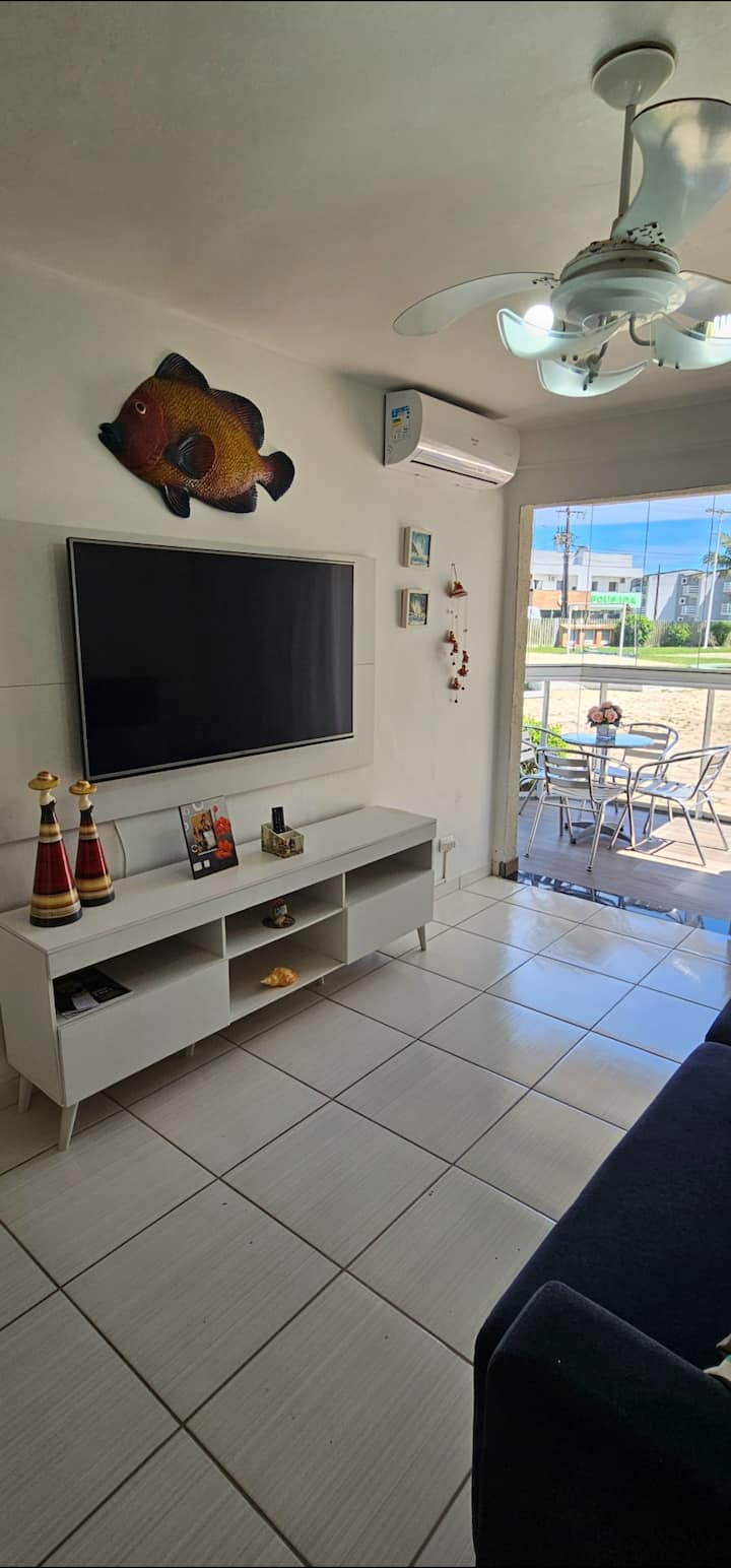 O Apê Perfeito Pra Vc Com Ar E A 2 Min Do Mar. - Guaratuba