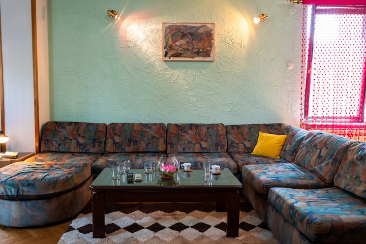 -Skopje- Fast Wifi *Mirror* 2 Bedroom Apartment - Skopje