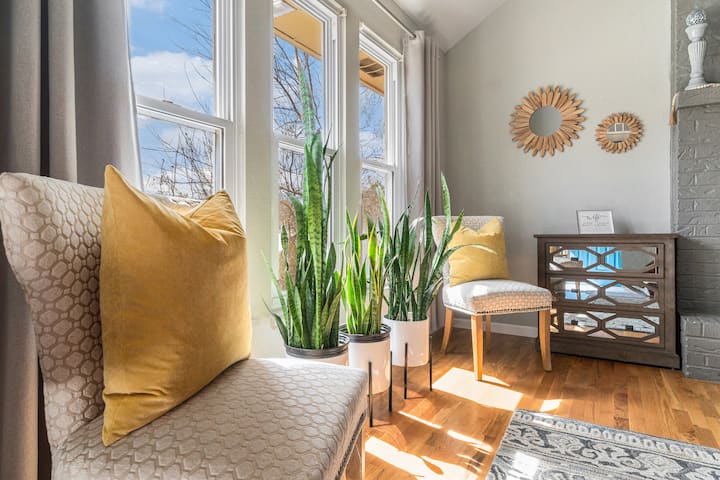 Amenity Packed! 3 Bdrm 2k~1q~2.5 Ba~fifa Friendly - Kansas City