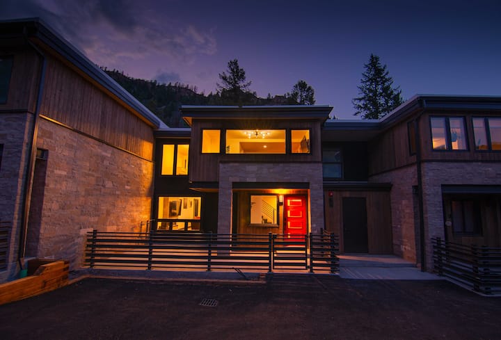 Newly Renovated Ski Condo At Aspen Highlands - Aspen, CO