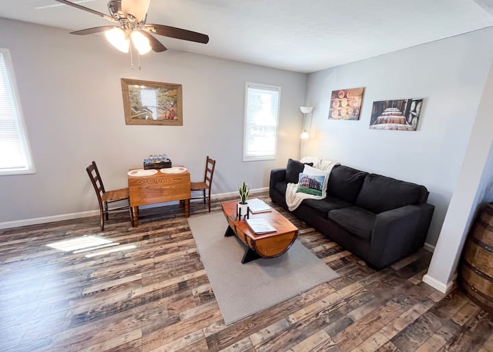 Bourbon Oak Loft - Bardstown, KY