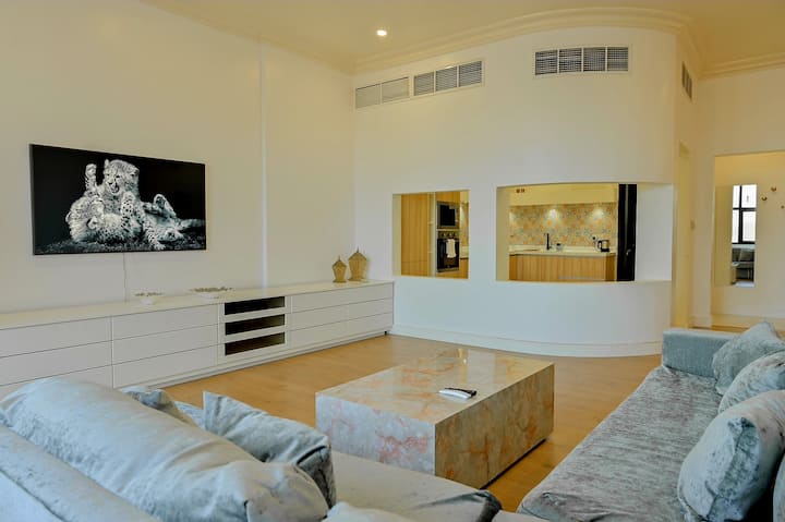 Farwan ( 3 Bedroom Apartment)
شقة عائلية كبيرة - Dammam