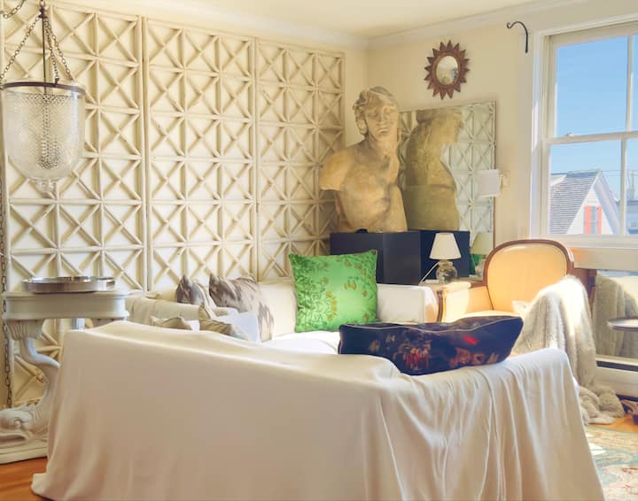 Designer's Romantic Home With Soul - Pets Ok - Provincetown, MA