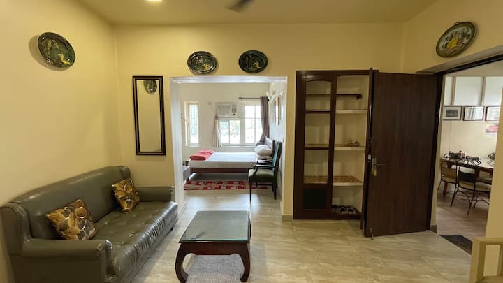 Modern Large Bedroom |Wi Fi | Breakfast | - Kolkata (Calcutta)