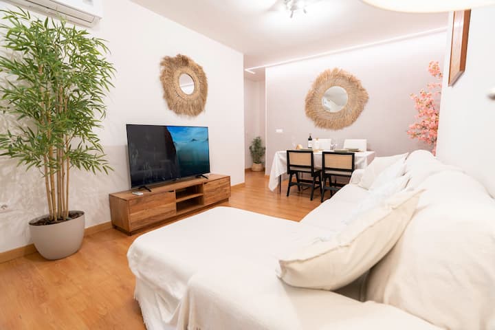 Urban Bliss, Beautiful Apartment 6 Km From Granada - Churriana de la Vega